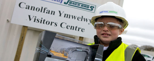 Budding young engineer enjoys VIP trip to major bypass scheme - Award ...