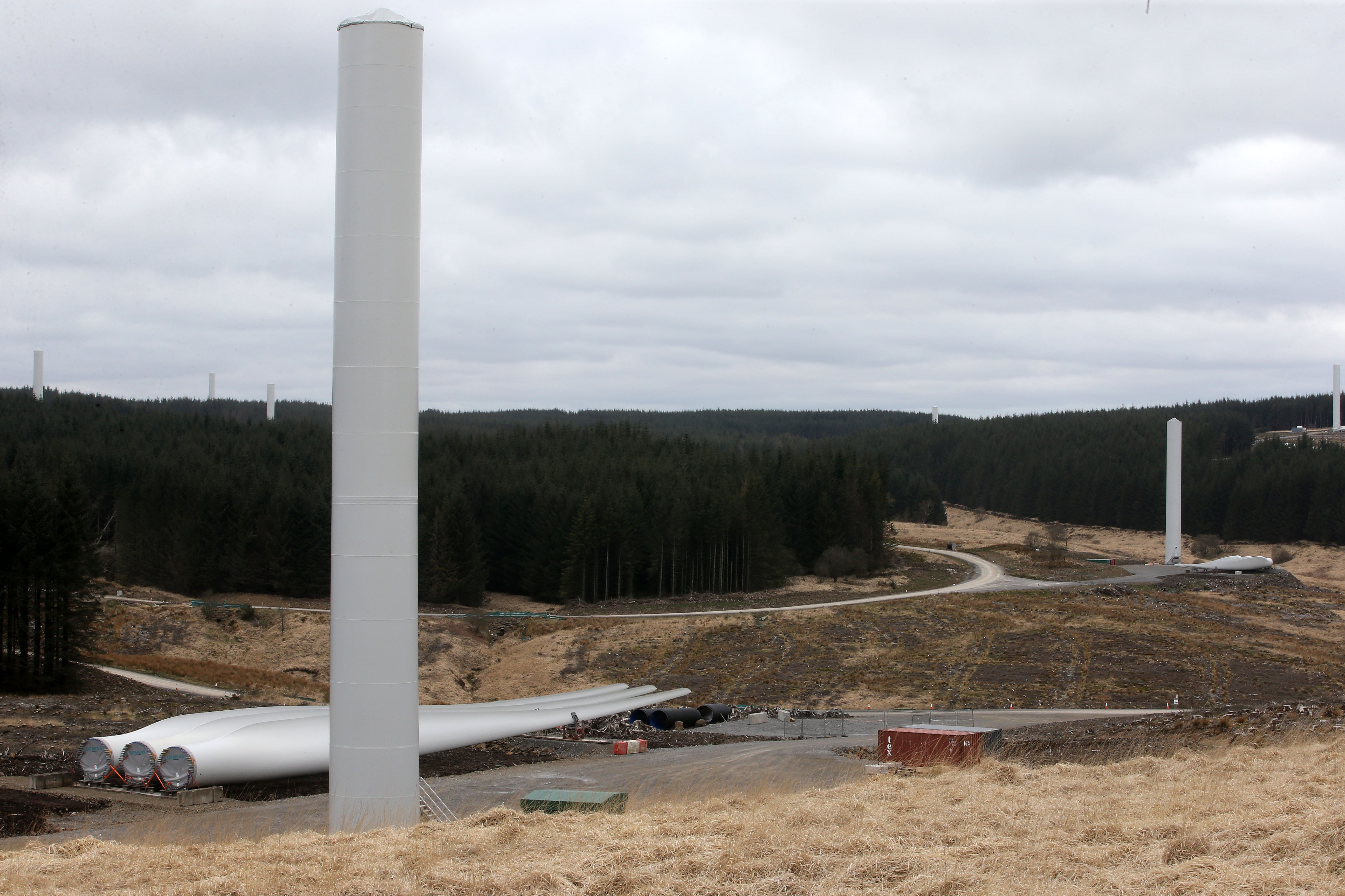 Joint venture erects final turbine at Pen Y Cymoedd wind farm - Award ...